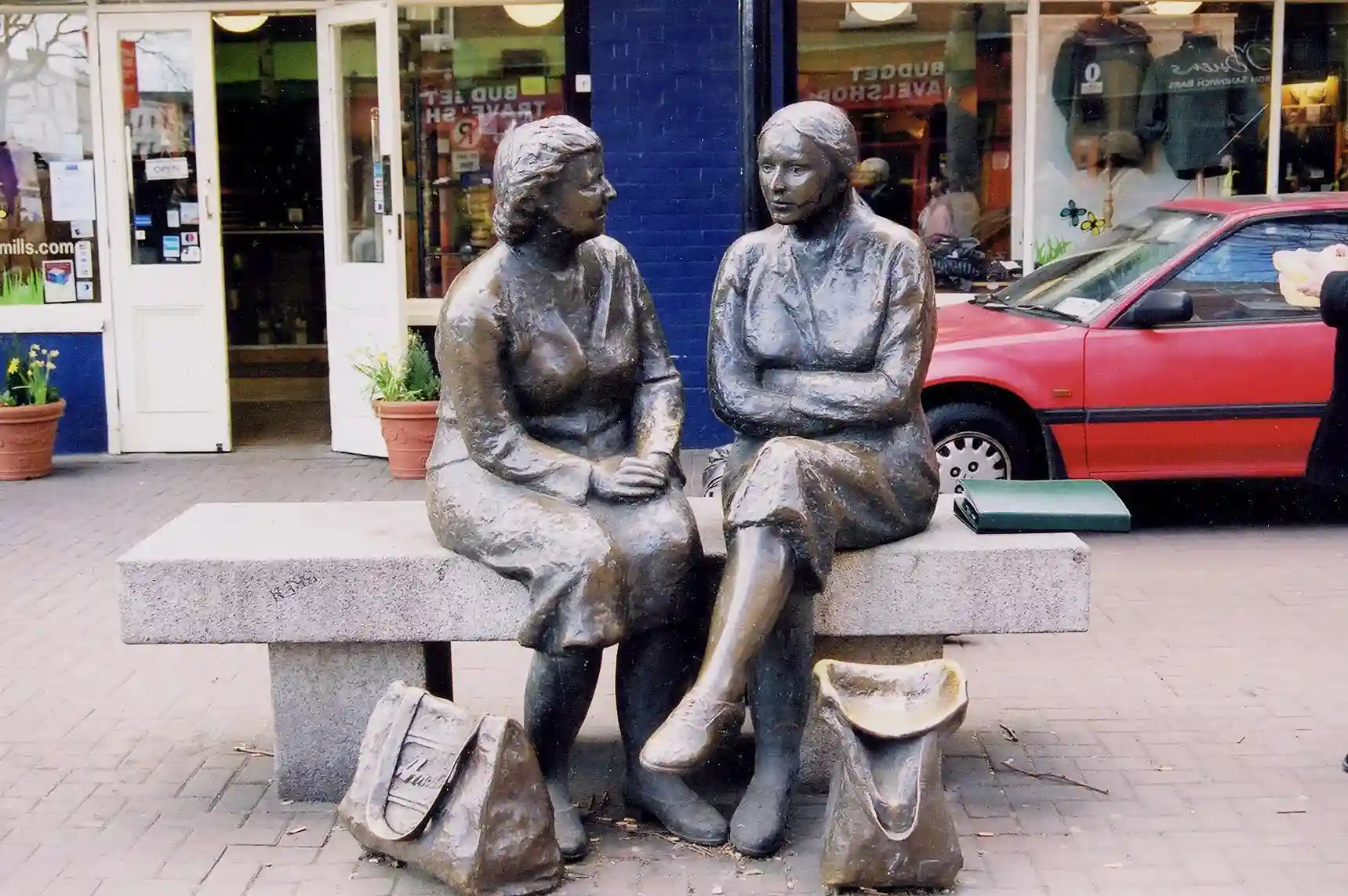 10 Famous Statues In Dublin With Playful Nicknames